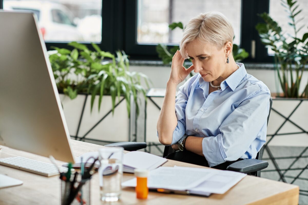 Using BioTE Hormone Replacement Therapy to Treat Menopause Symptoms ...